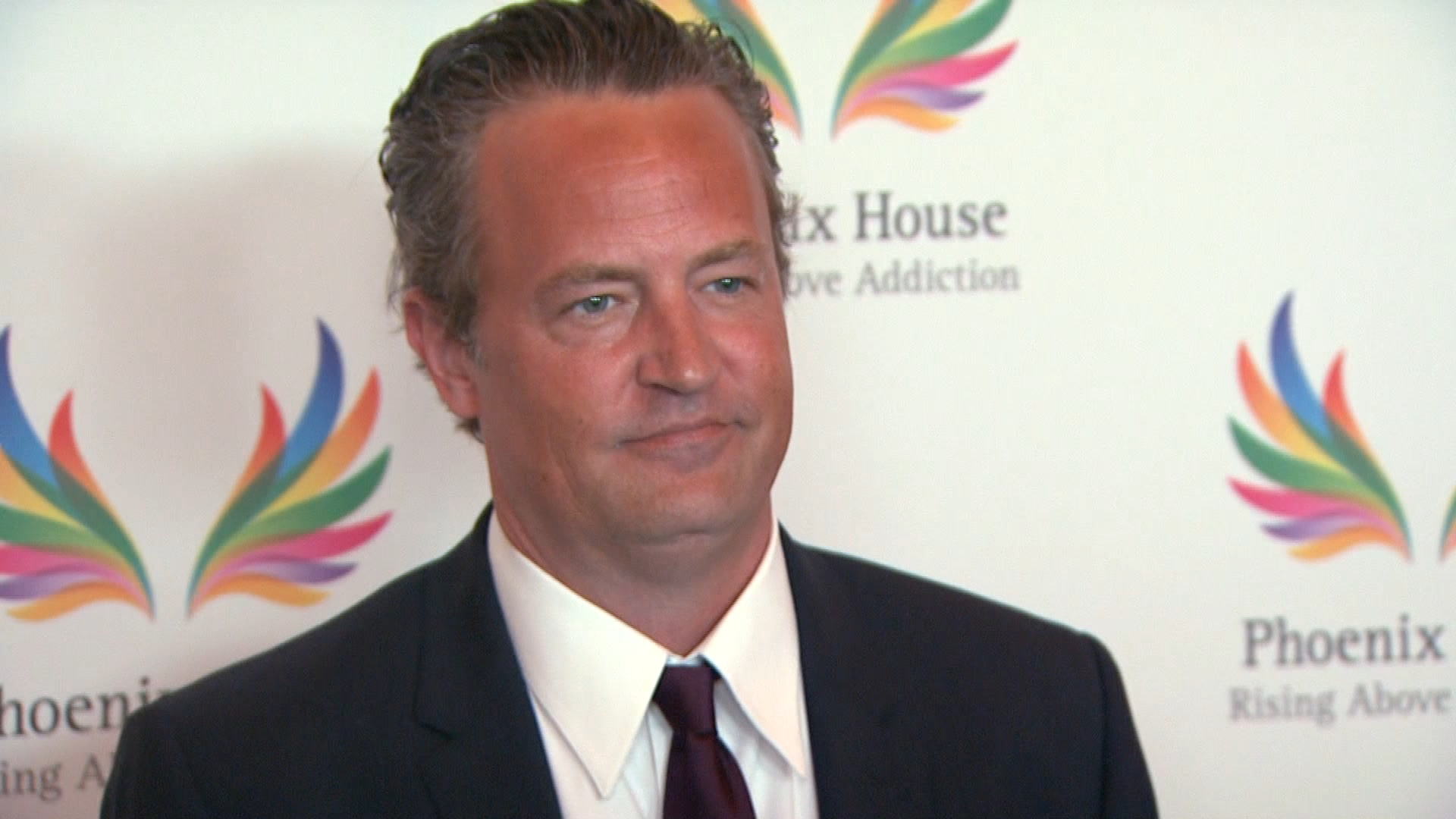 Matthew Perry Talks About Short-Lived Relationship With Julia Roberts ...