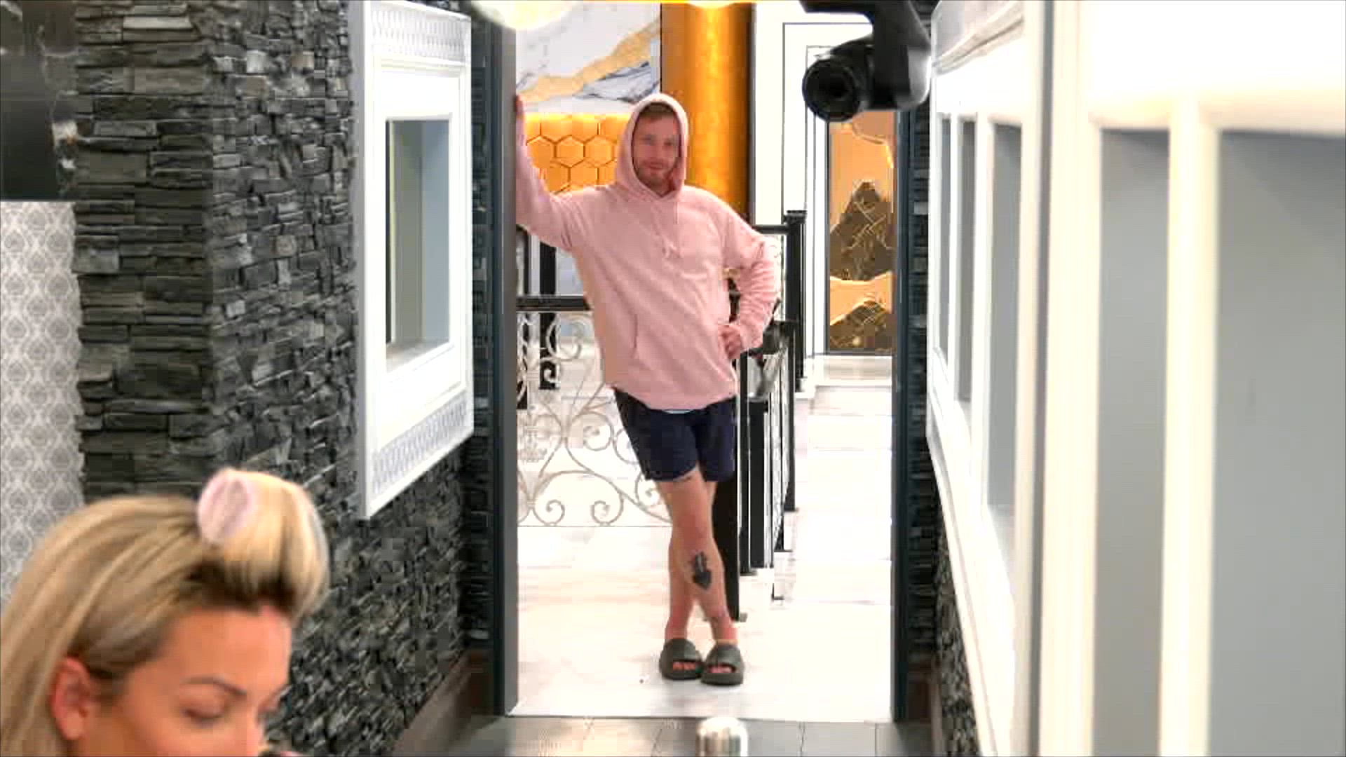 Deleted Scene: Todd and Tola’s Have Zero Game When It Comes to Bayleigh ...