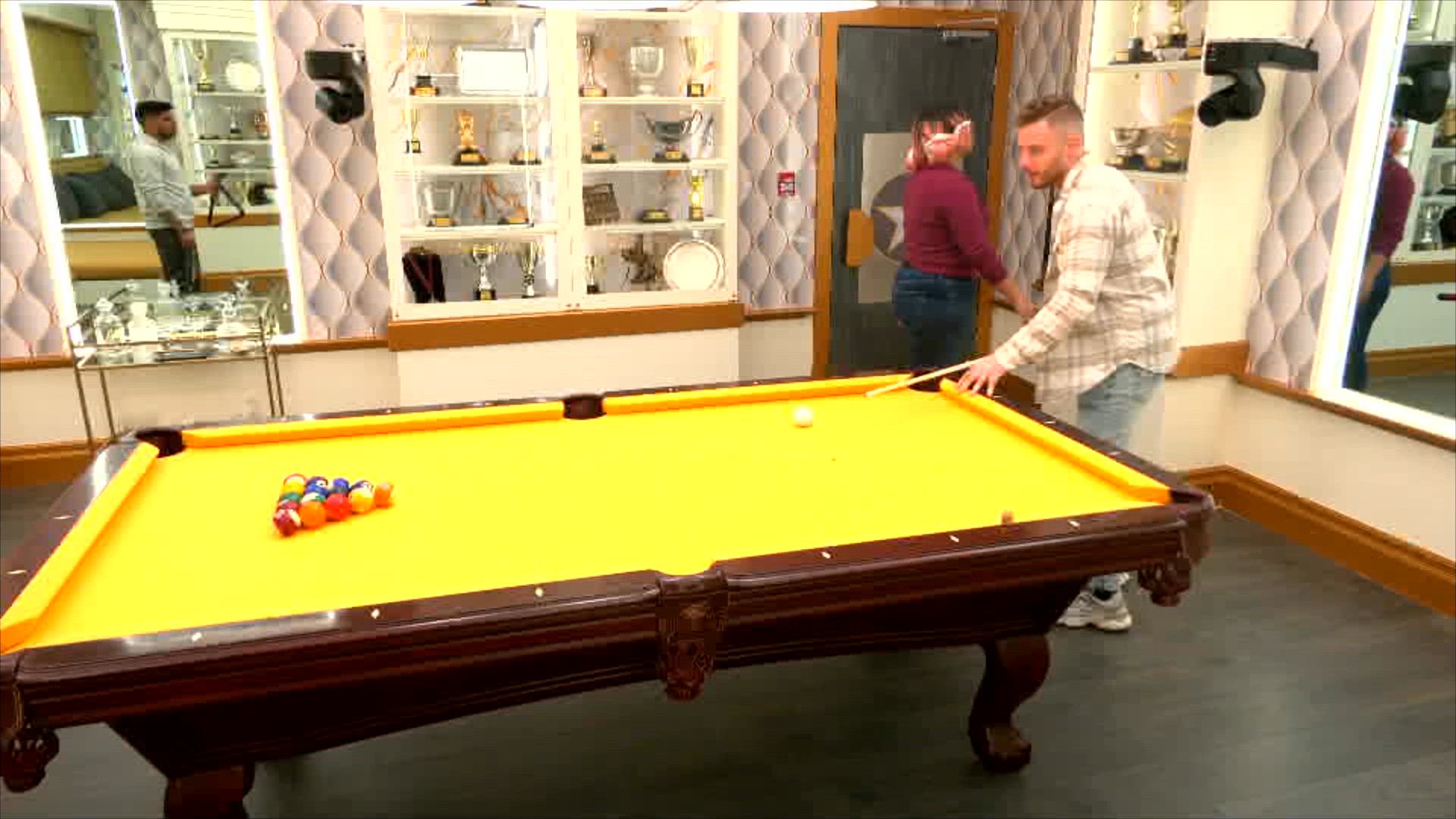 Deleted Scene: Vivek and Todd Are Scared of Girls | Big Brother Canada ...